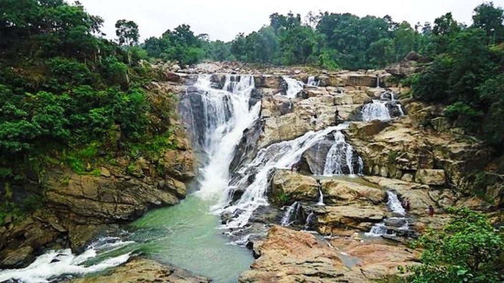 12 Wonderful Waterfalls In Jharkhand • Travelothon