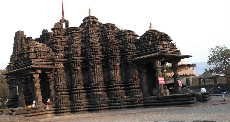 10 Famous Shiva Temples In Maharashtra • Travelothon