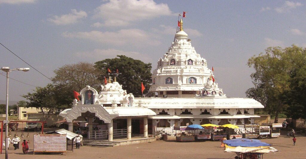 5 Most Famous Hanuman Temples In maharashtra To Visit • Travelothon